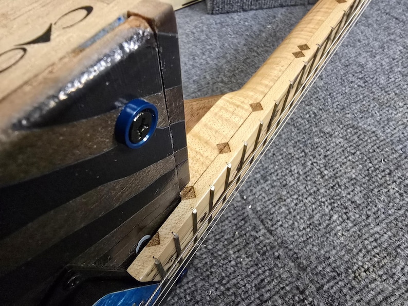 Thunder Smoke 3 String Cigar Box Guitar - Etsy