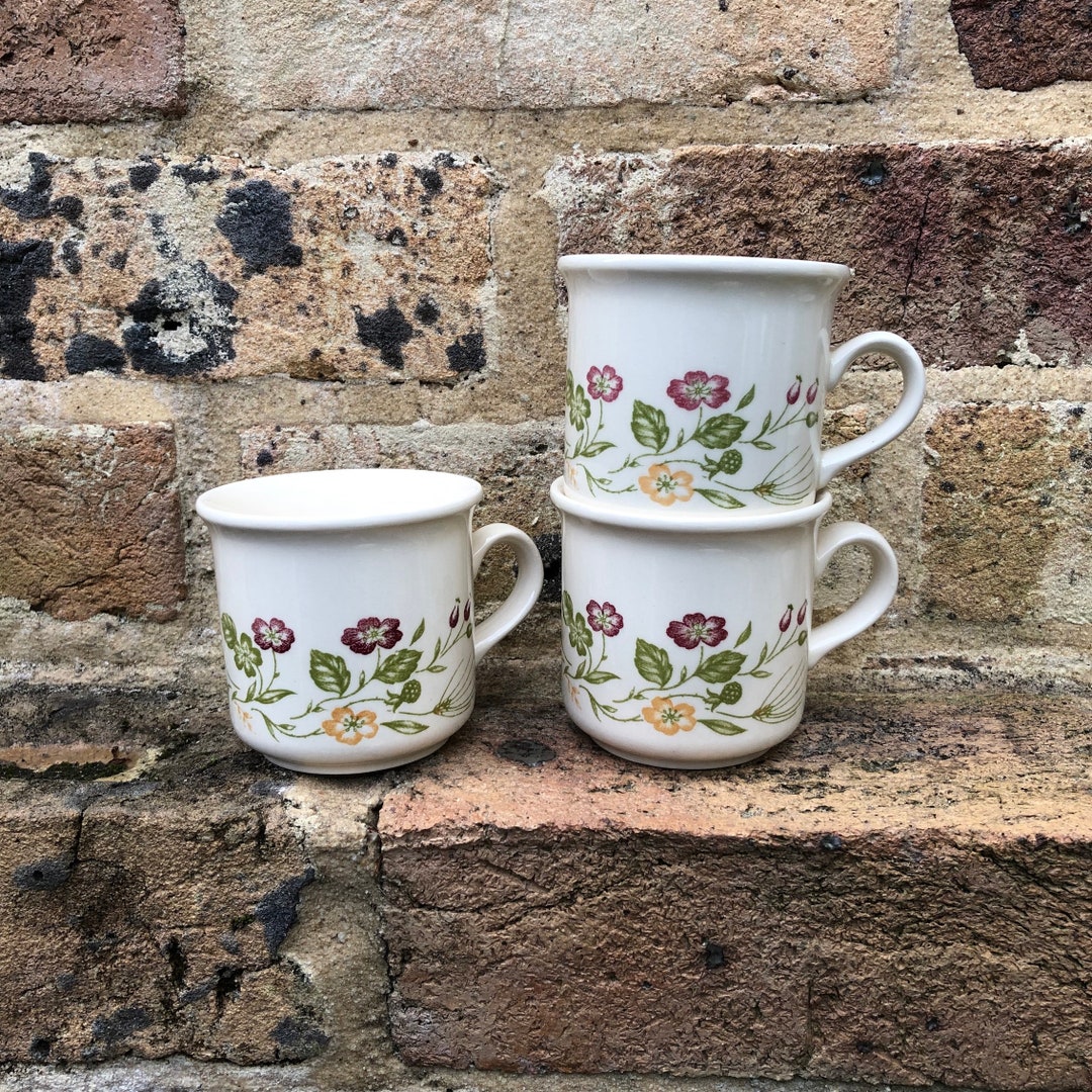 Vintage Biltons White Country Lane Tea Cups With Flowers, Leaves and ...