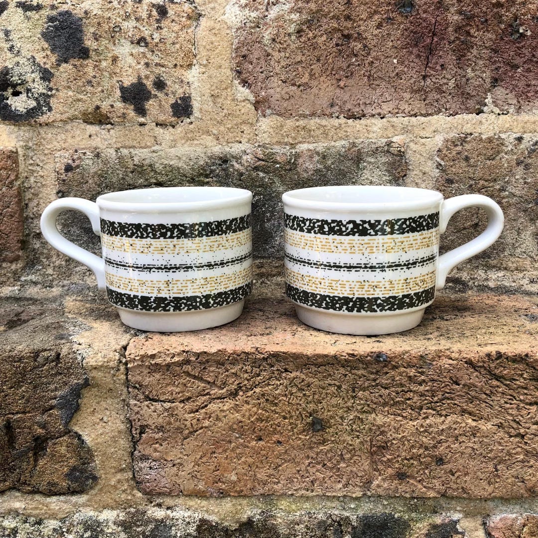 Vintage Biltons White Tea Cups With Yellow and Black, Stipled Stripes X ...