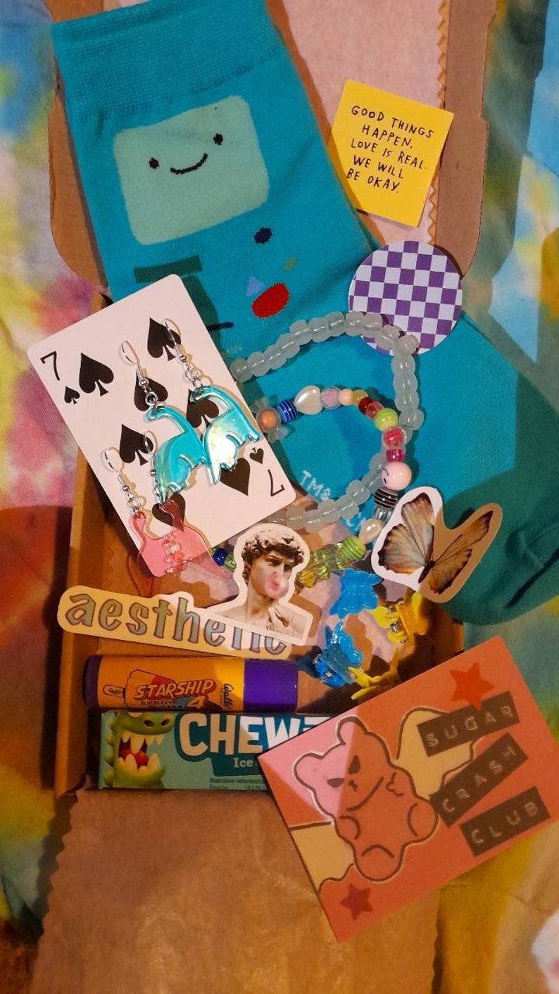 Mystery Jewellery Box // Y2k Mystery Box 2000s 90s Inspired - Etsy