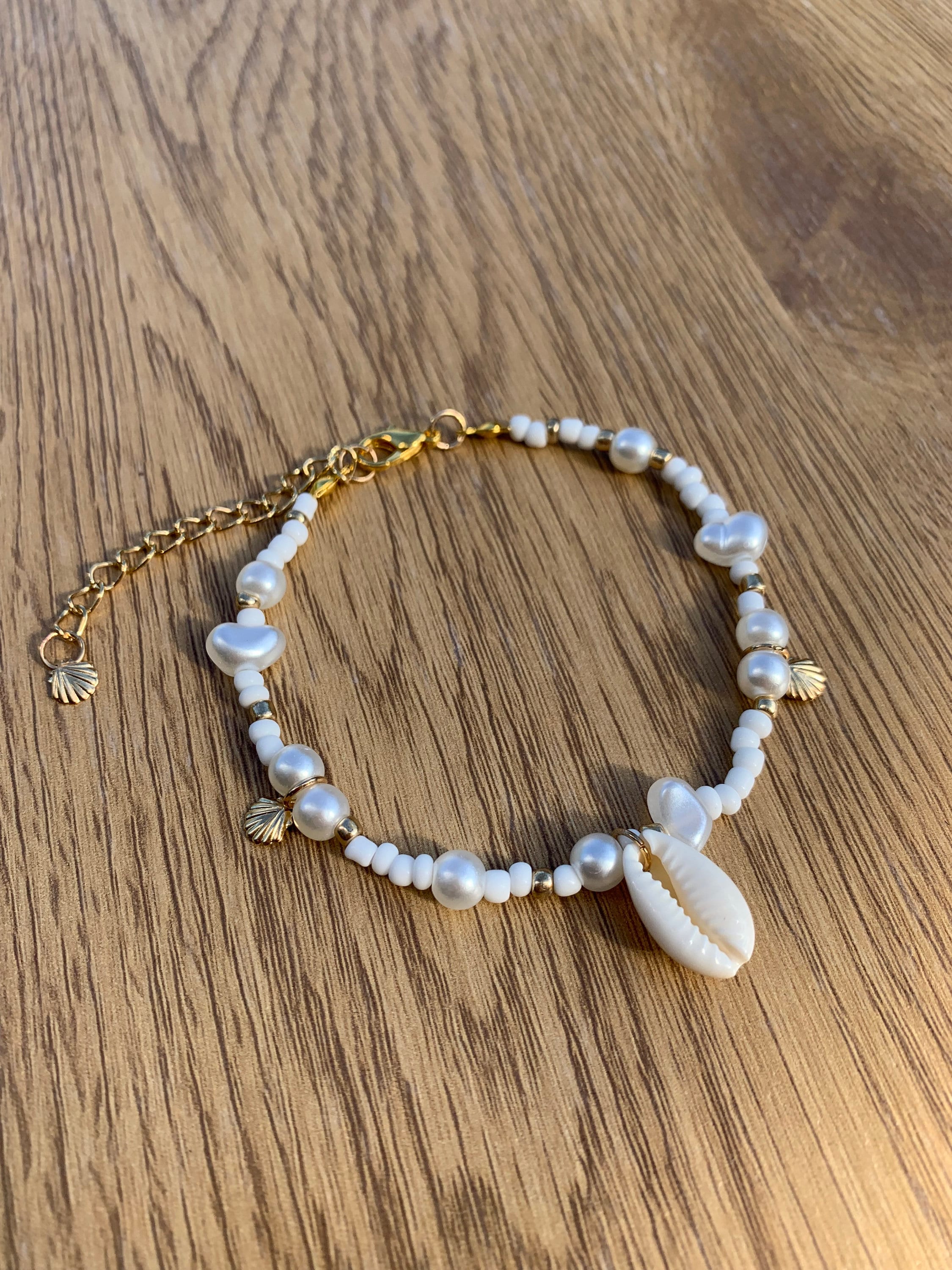 Gold Seashell Pearl Bracelet, Beachy Charm Bracelet, Shell Jewelry ...