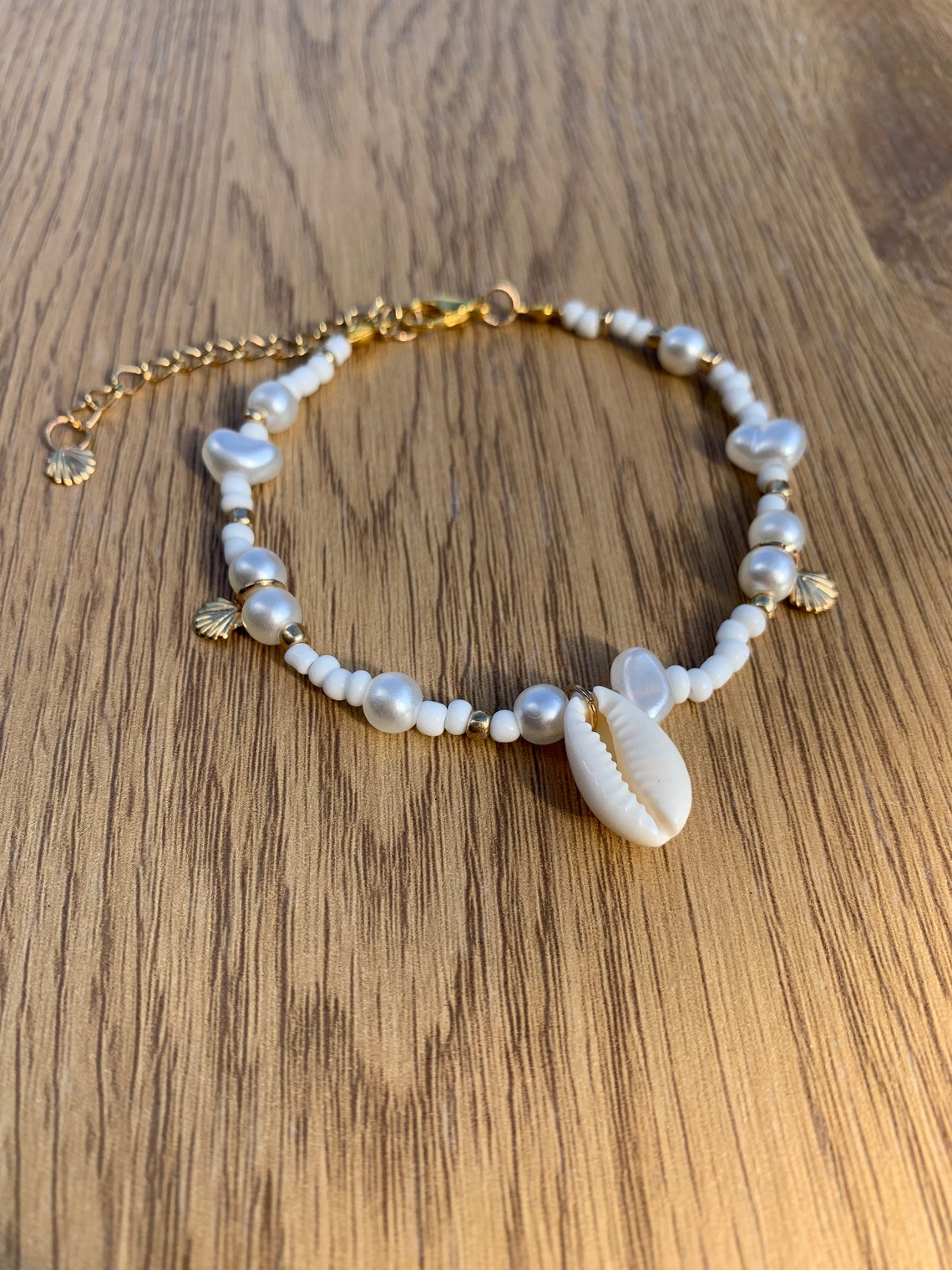 Gold Seashell Pearl Bracelet, Beachy Charm Bracelet, Shell Jewelry ...