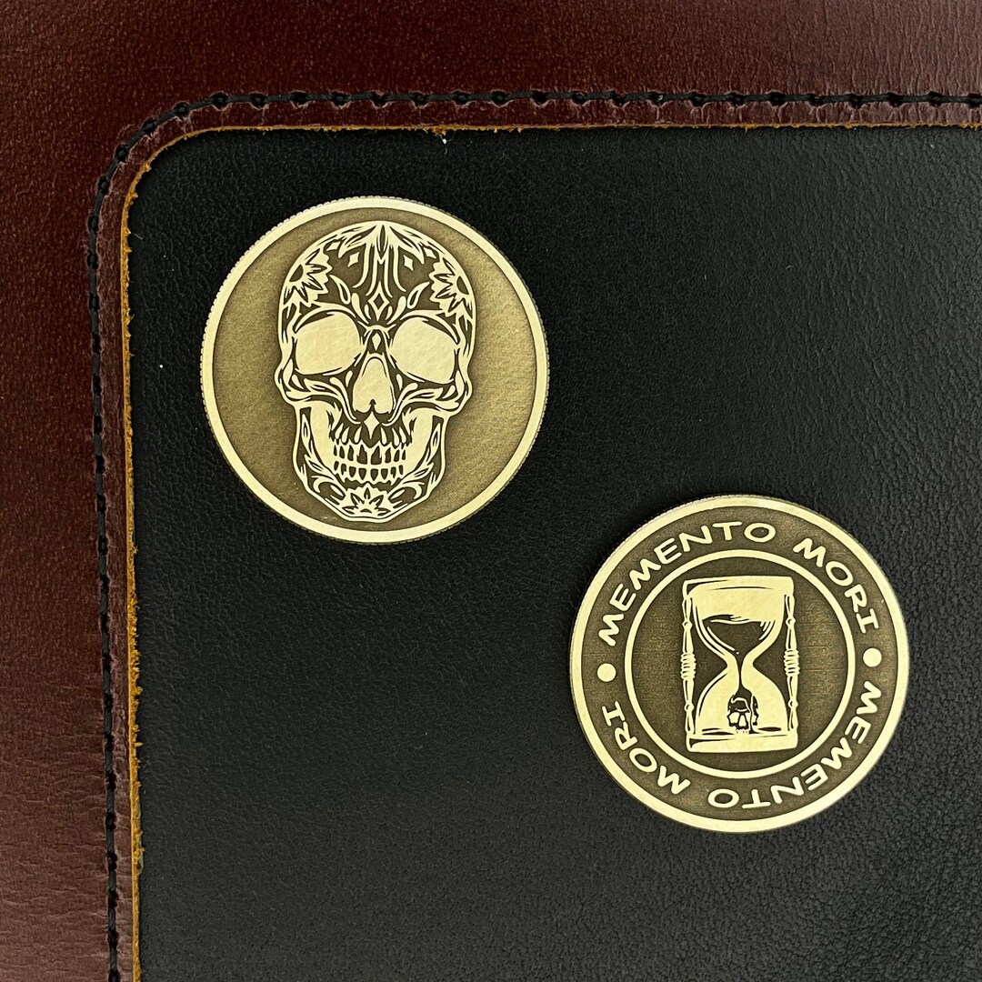 EDC COIN Skull / Memento Mori - Etsy