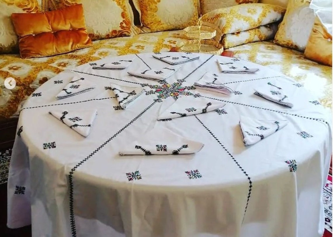 Moroccan Traditional Circular Tablecloth With 12 Napkins - Etsy