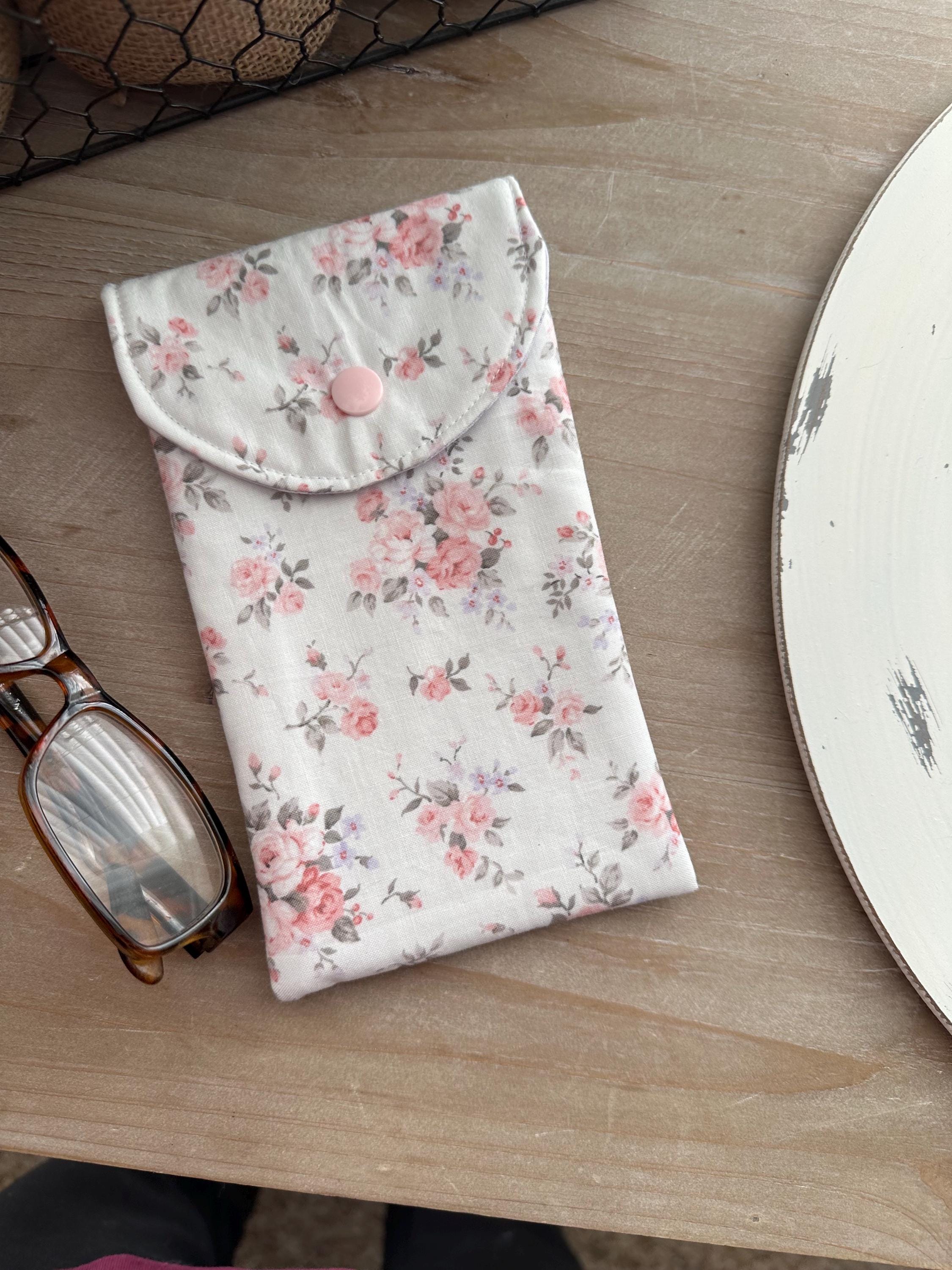 Fabric Eyeglass- iPhone Case Sewing Pattern – Step-by-step Beginner ...