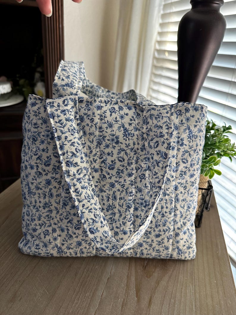 Quilted Bible Cover Sewing Pattern PDF | DIY Bible Sleeve With Handles ...