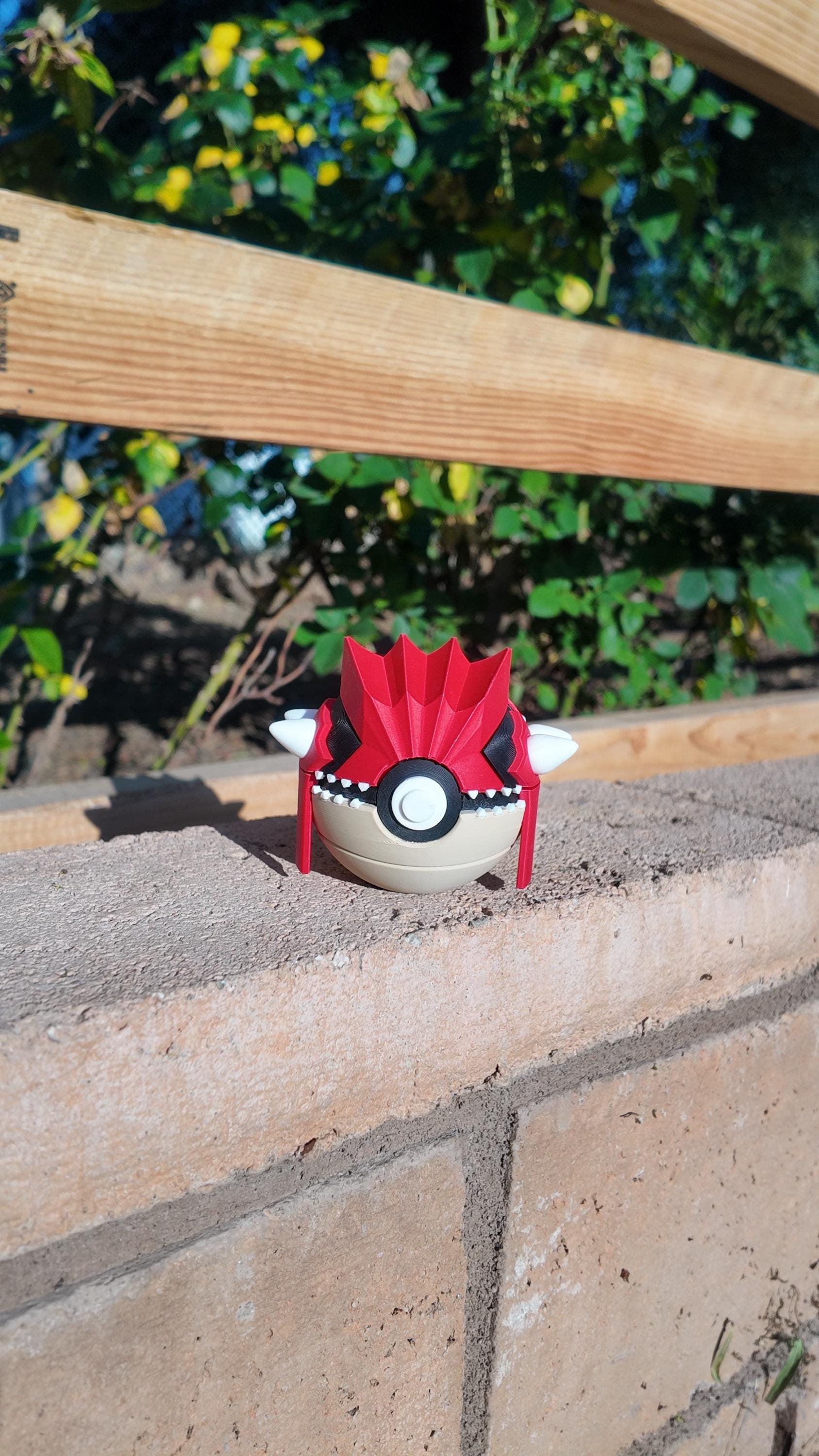 Legendary Trio Poké Ball Set – Land, Sea, and Sky Collection (groudon ...