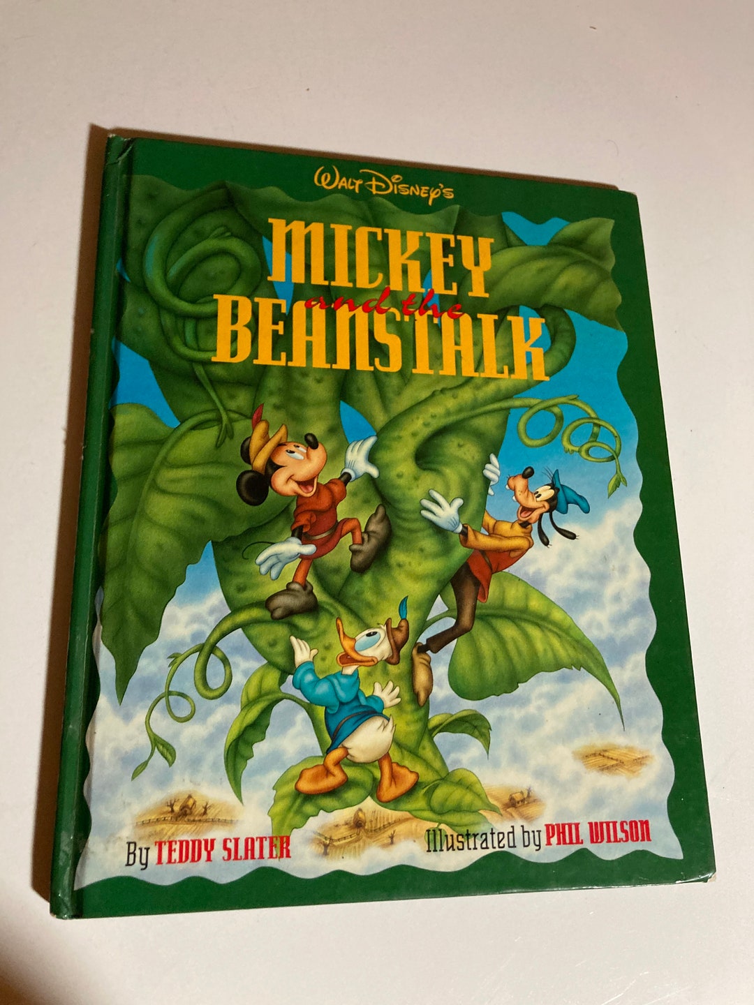 Walt Disney’s Mickey and the Beanstalk by Teddy Slater Illustrated by ...