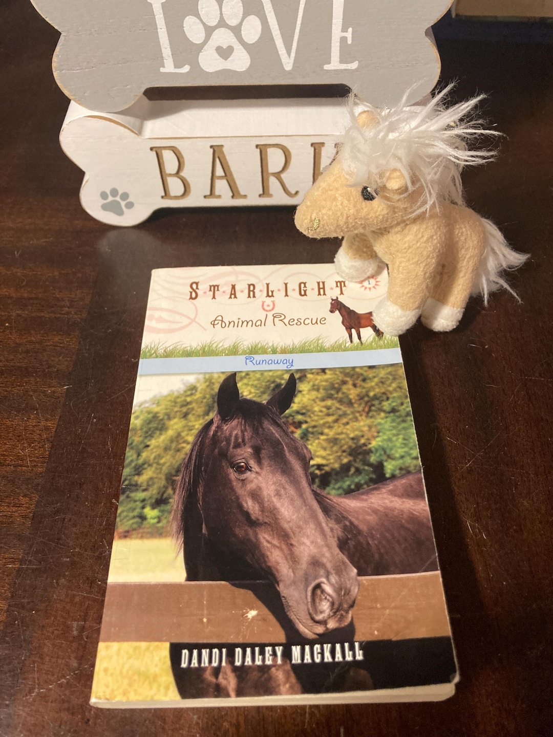 Starlight Animal Rescue Runaway by Dandi Mackall Paperback Book Animal ...