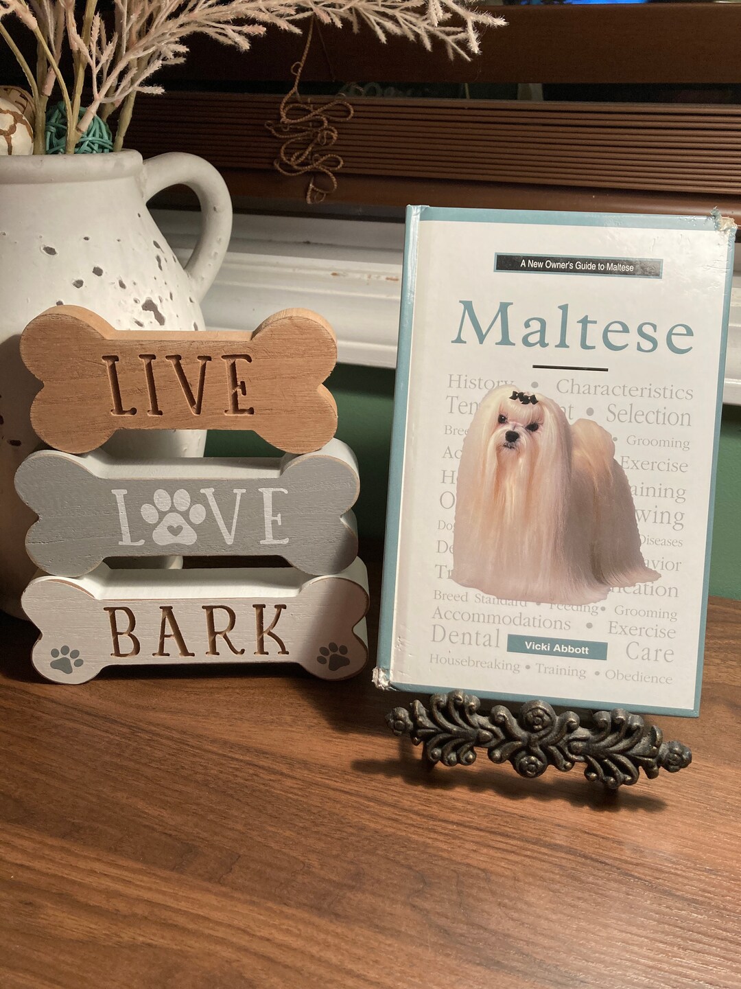 A New Owner’s Guide to Maltese by Vicki Abbott Hardback Book Nonfiction ...