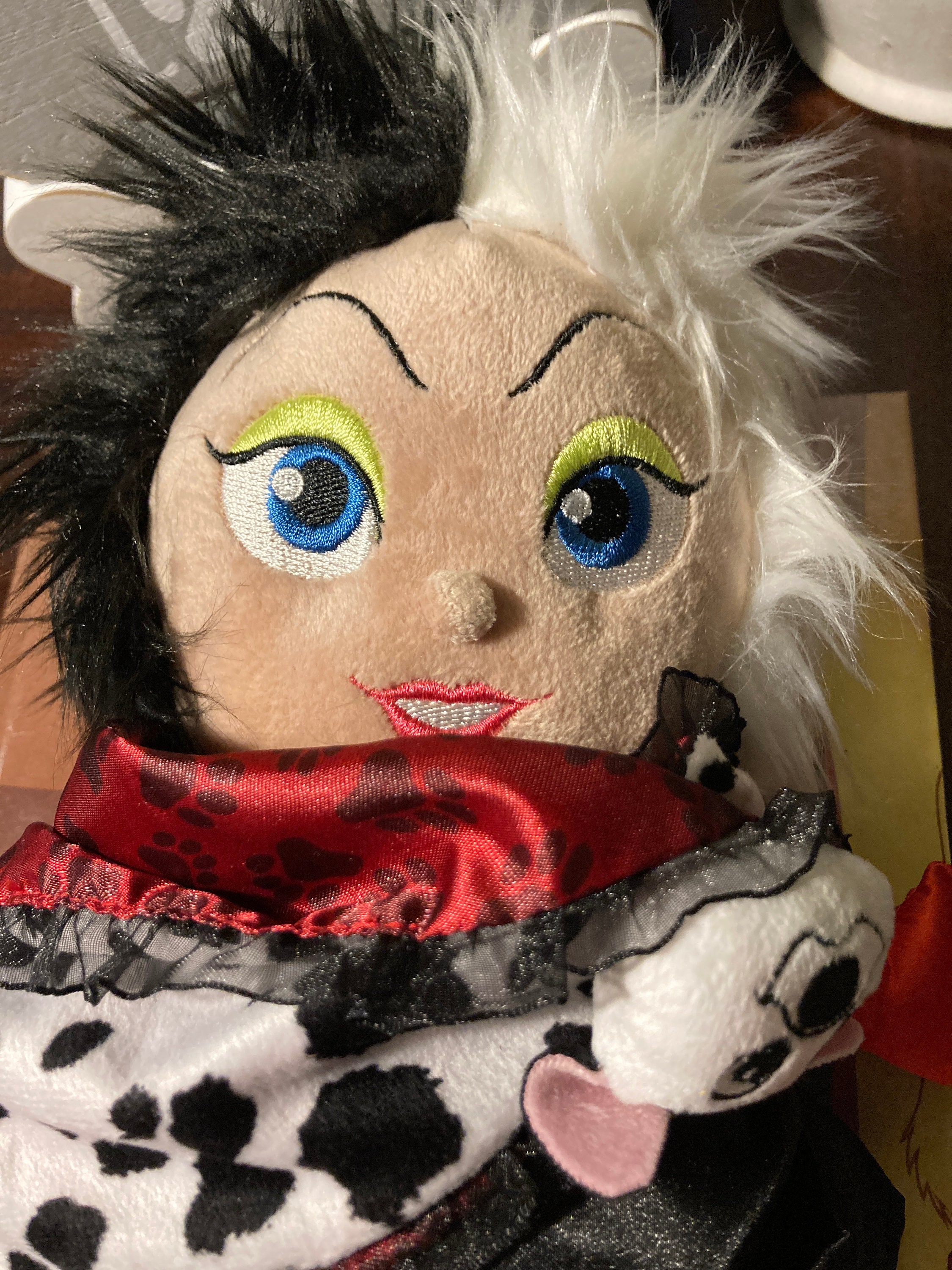 Disney Cruella De Vil 11” Plush Toddler Doll and Villains Oversized ...