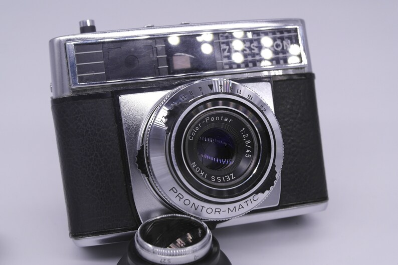 Zeiss Ikon Contessamat SE: 35mm Rangefinder Camera, Color-pantar Lens ...