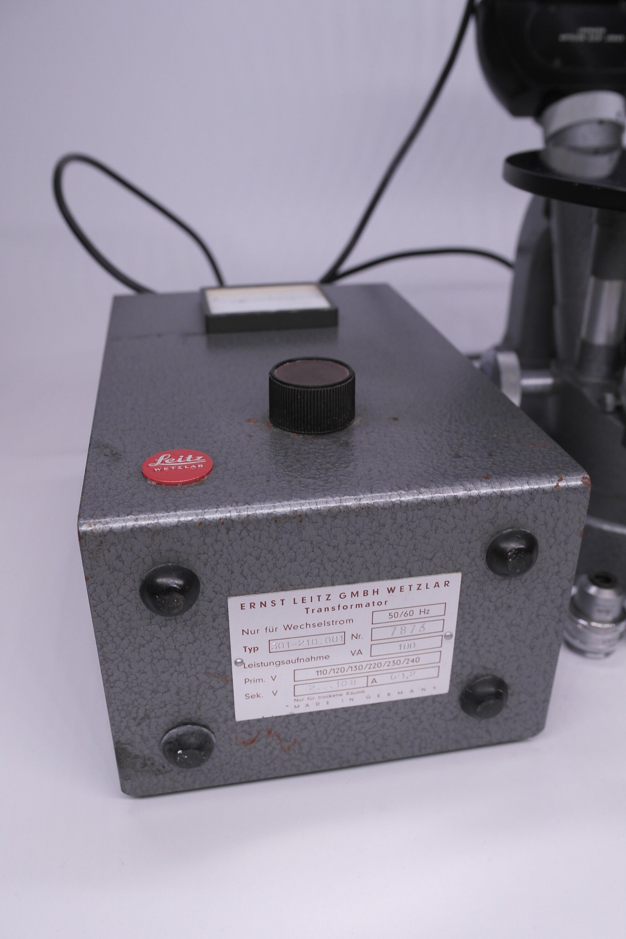 E. Leitz Inverted "chemists Microscope" 1950s Jan Hinsch of Leitz, 170 ...