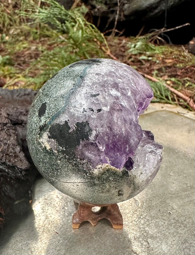Amethyst Geode Sphere, Beautiful Point, Deep Natural Purple Color at ...