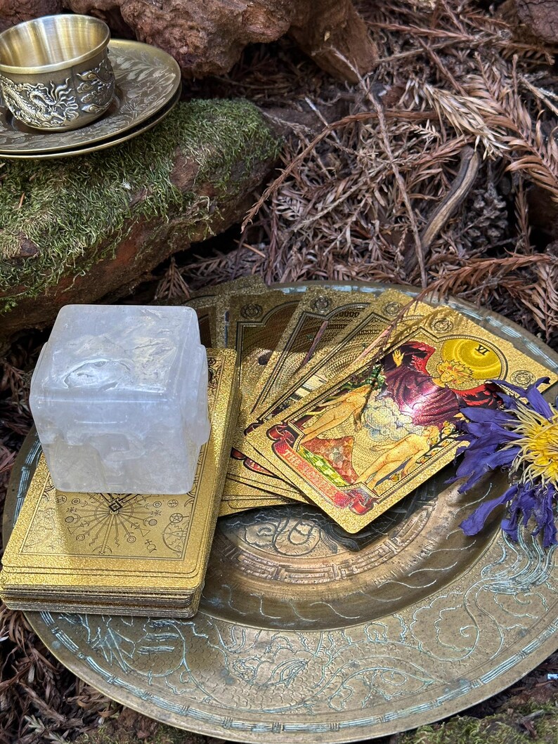Natural Quartz Tarot Card Weight - Amplify Intentions & Connect With ...