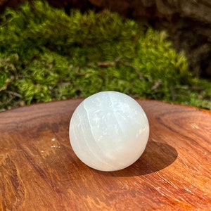 Pink Calcite Cube, Pyramid and Sphere. UV Reactive - Etsy