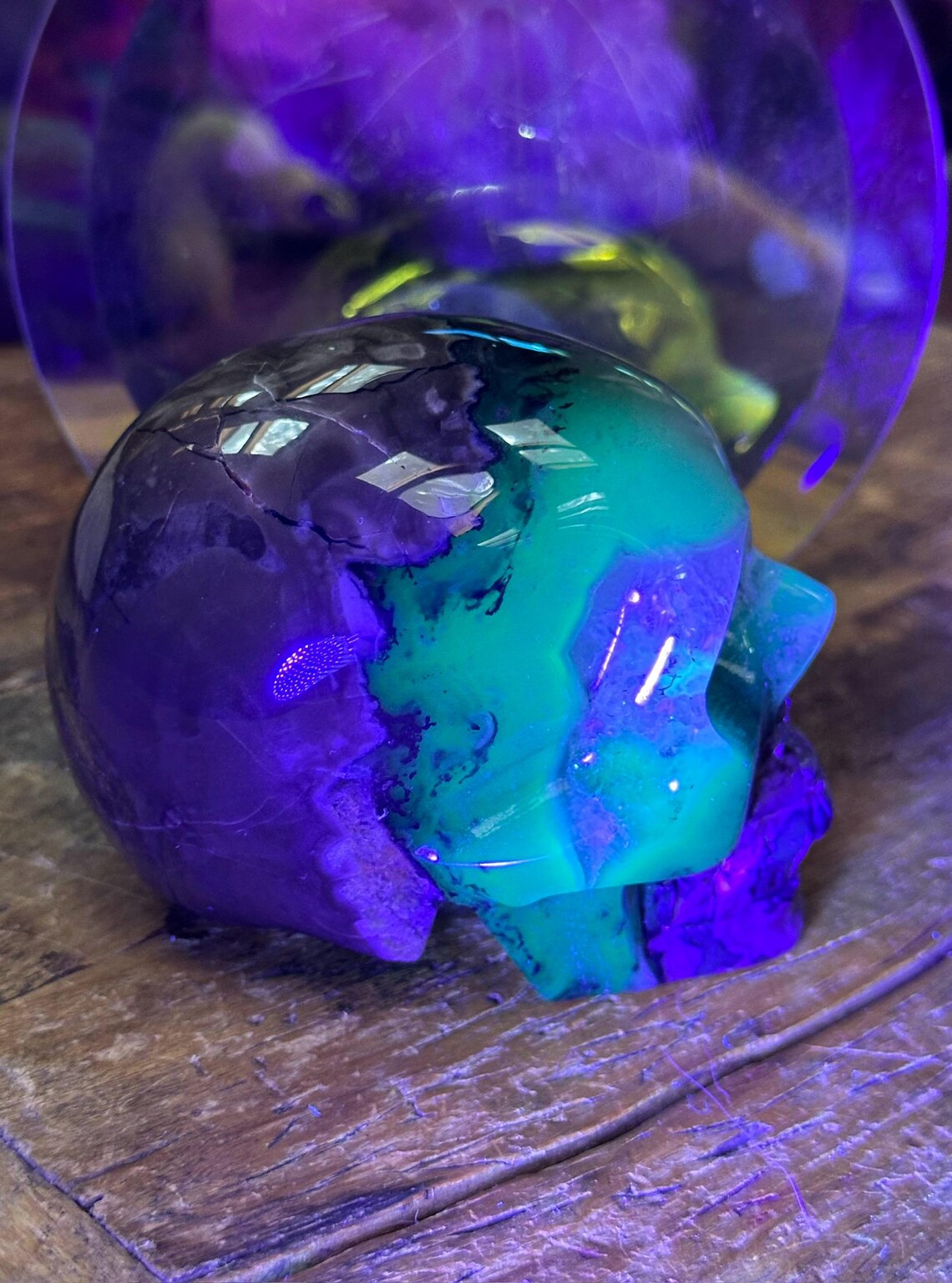 La Lune - UV Reactive Volcano Agate Skull - 1.15 Lb - Exclusive ...