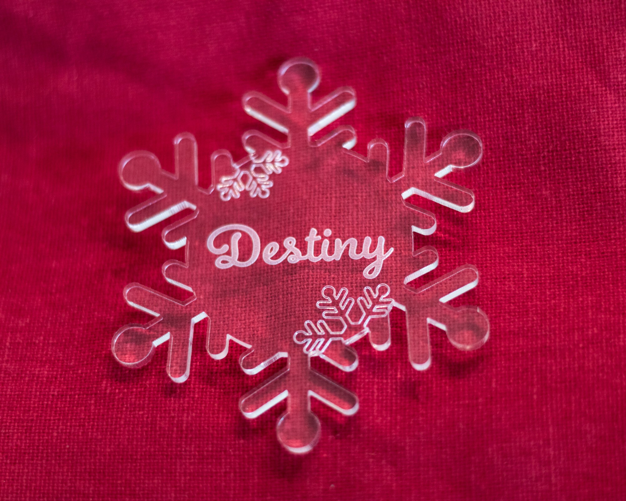 Personalized Snowflake Place Cards Wood Engraved and Clear - Etsy