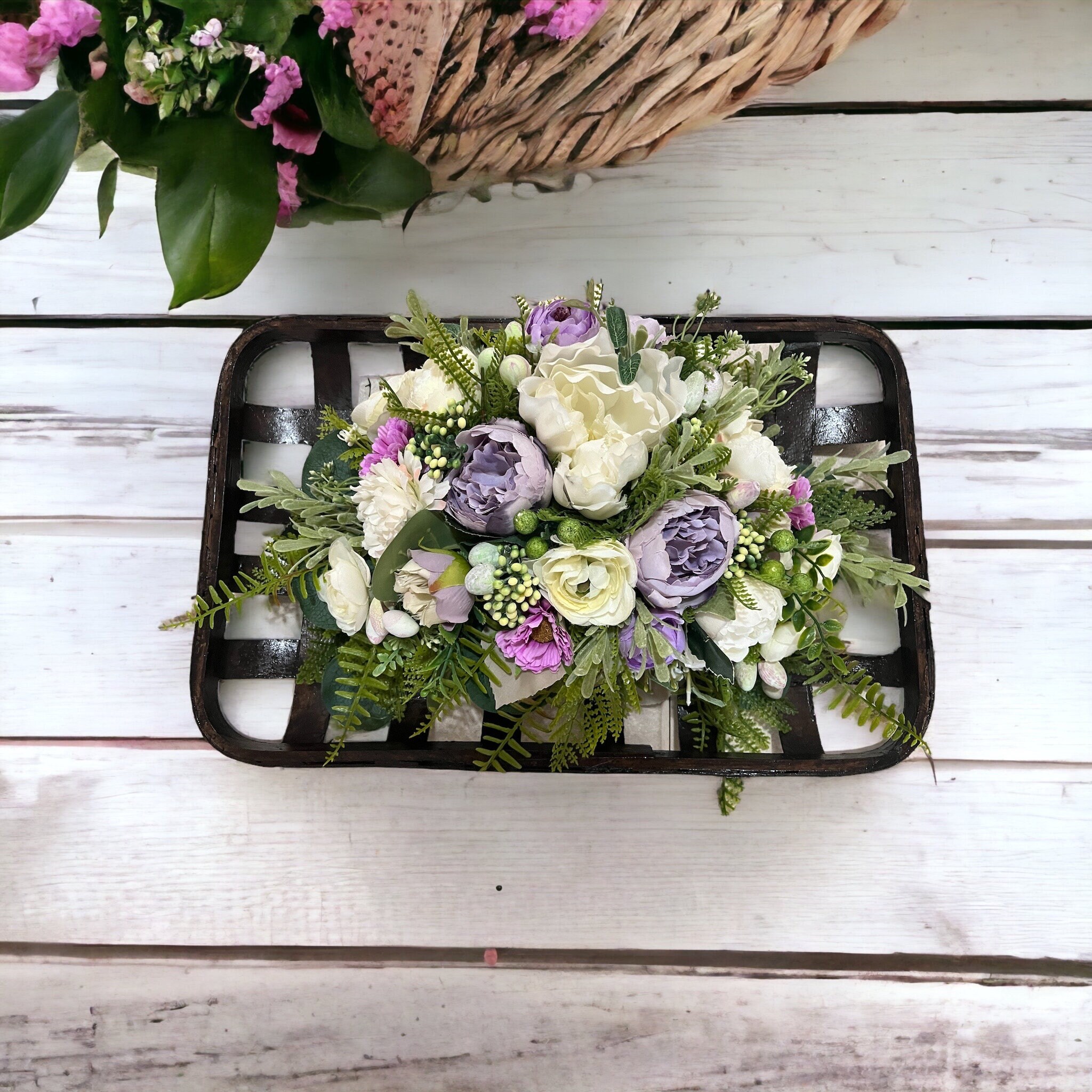 Tobacco Wreath, Wall Basket With Flowers, Tobacco Basket With Roses ...