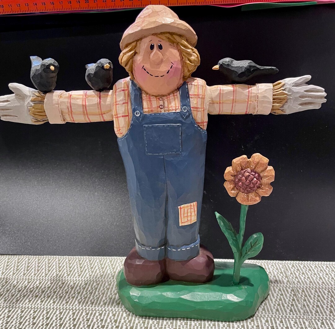 Eddie Walker Hand Carved Wood Scarecrow Self-standing Decor With Crows ...