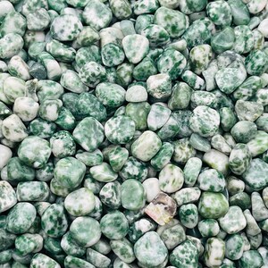 Green Dot Jade Chips – Qinghai Jade Gemstone Chips – Crystal Semi ...