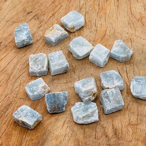 Blue Barite Stone Raw – Rough Blue Barite Stone - Crystal Healing ...