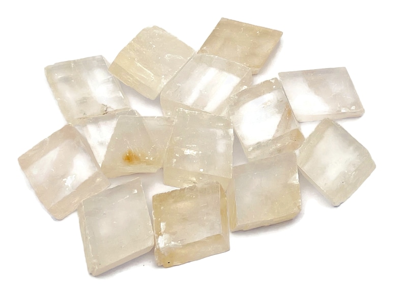 White Iceland Spar Calcite Stone - Optimal Calcite Chunk – Heal Crystal ...