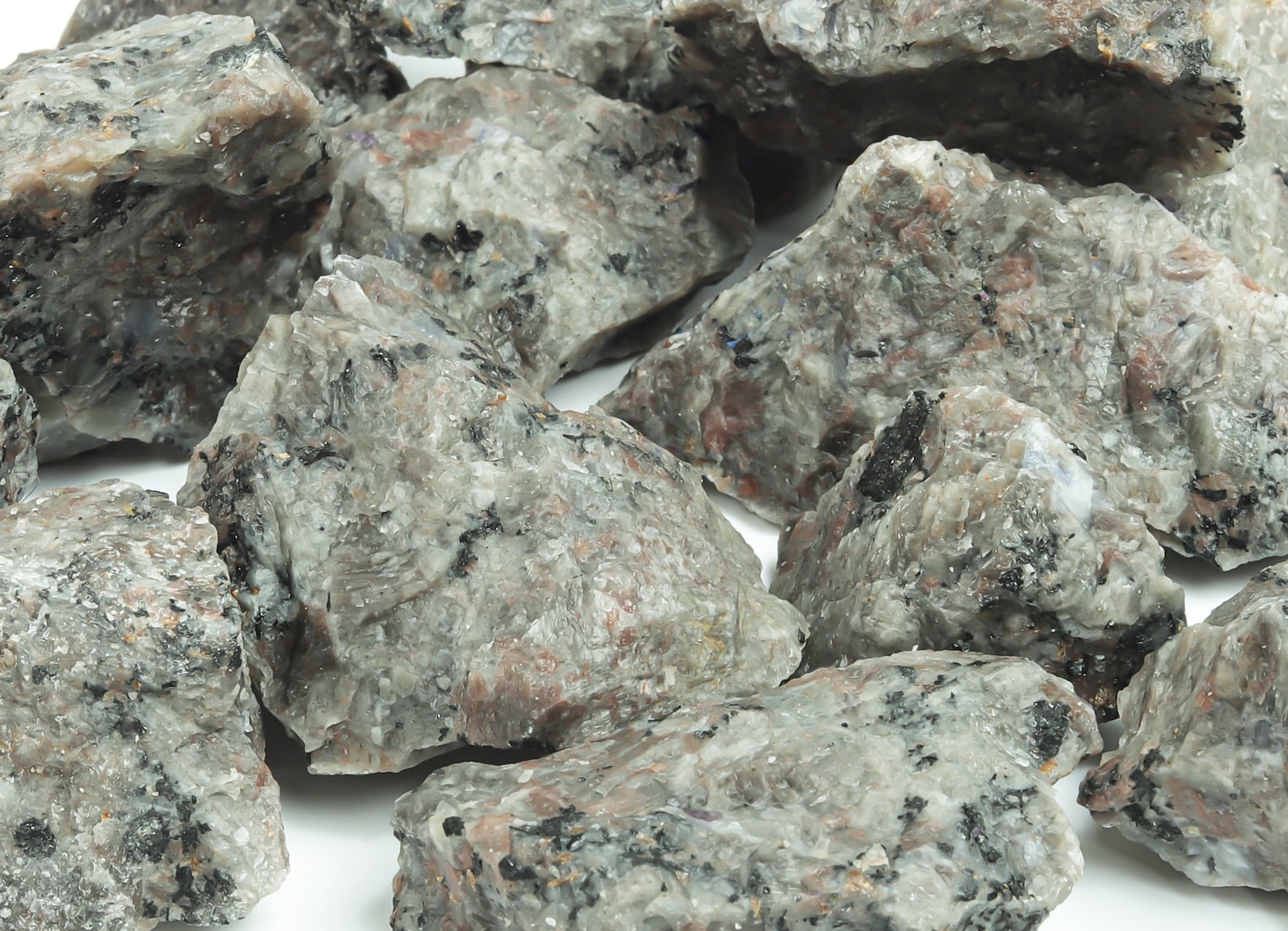 Raw Yooperlite Stone – Fluorescent Sodalite Rough Crystal Stone ...