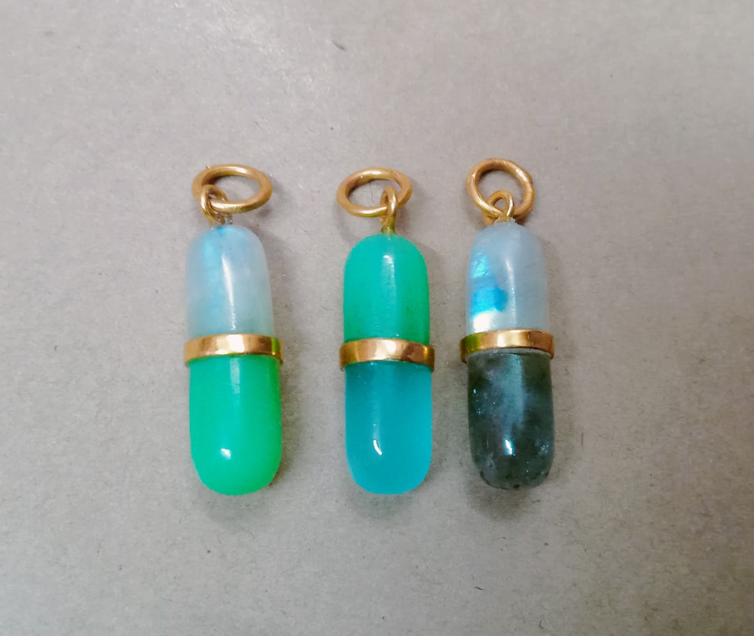 Pill Capsule Pendant, Pill Capsule Charm, Pill Charm, Carabiner, Pill ...