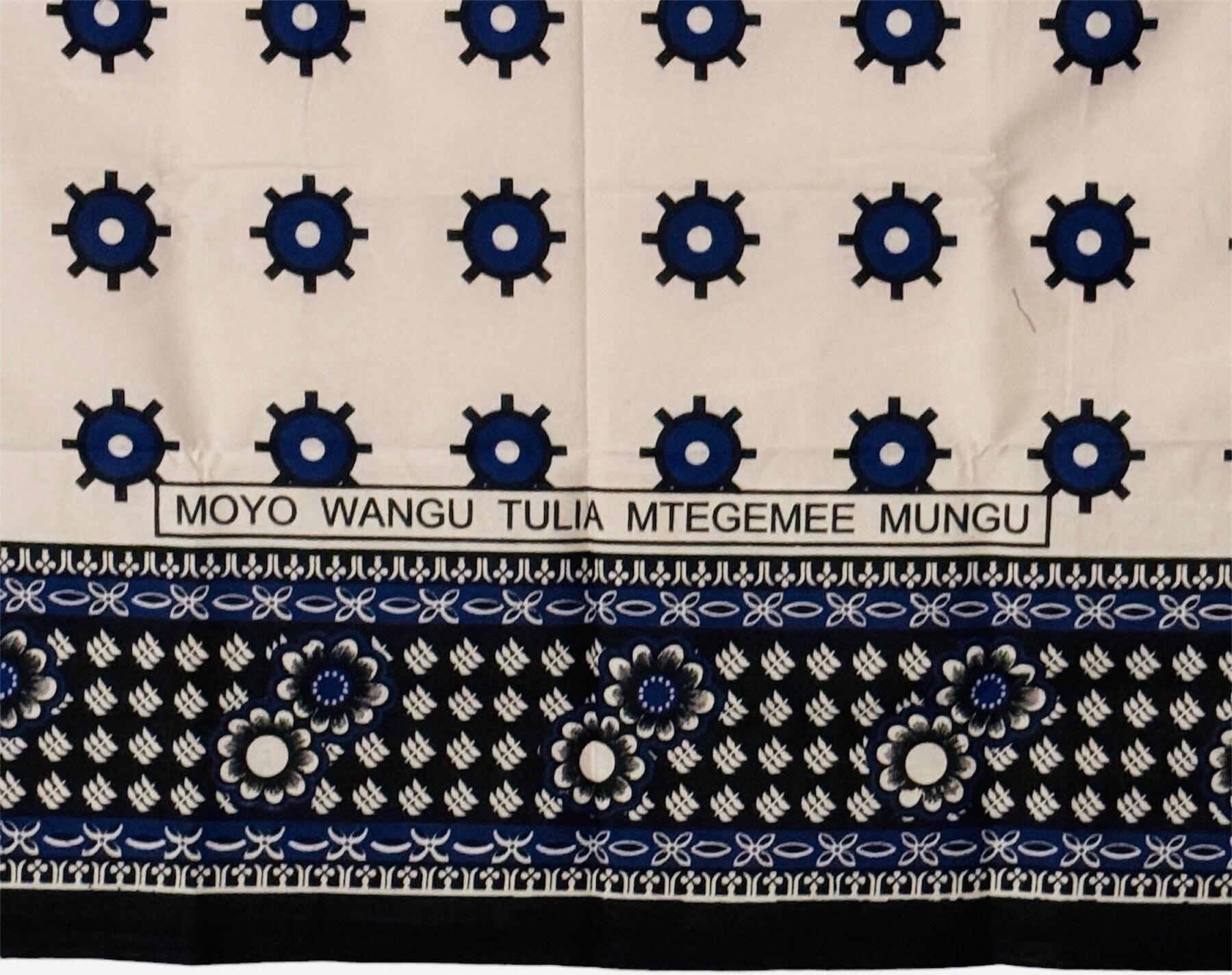 African Traditional Kanga Khanga Sarong African Kanga Fabrics Craft ...