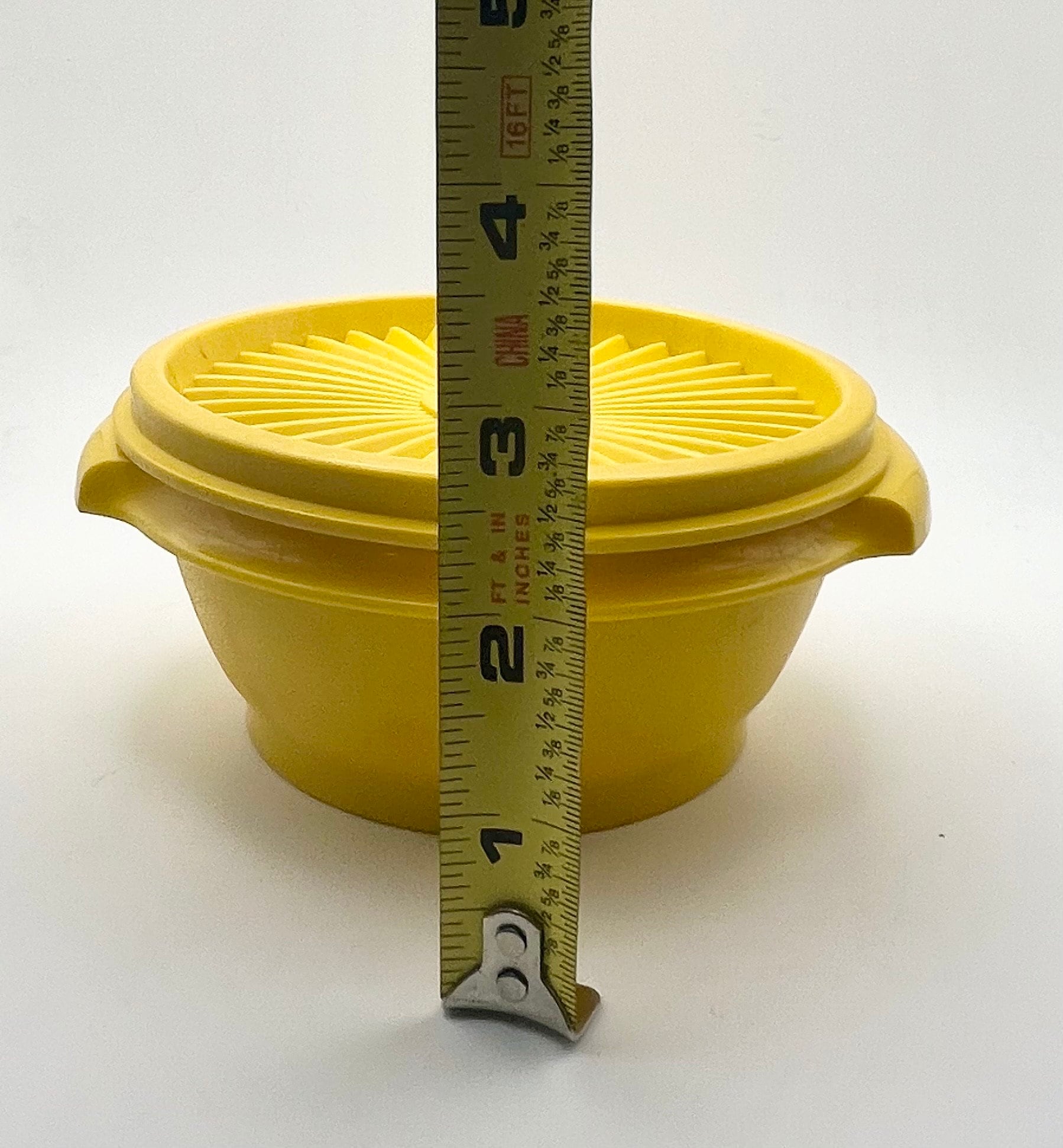 Vintage Tupperware Harvest Gold Round Bowl 1323-15 and Starburst Lid ...