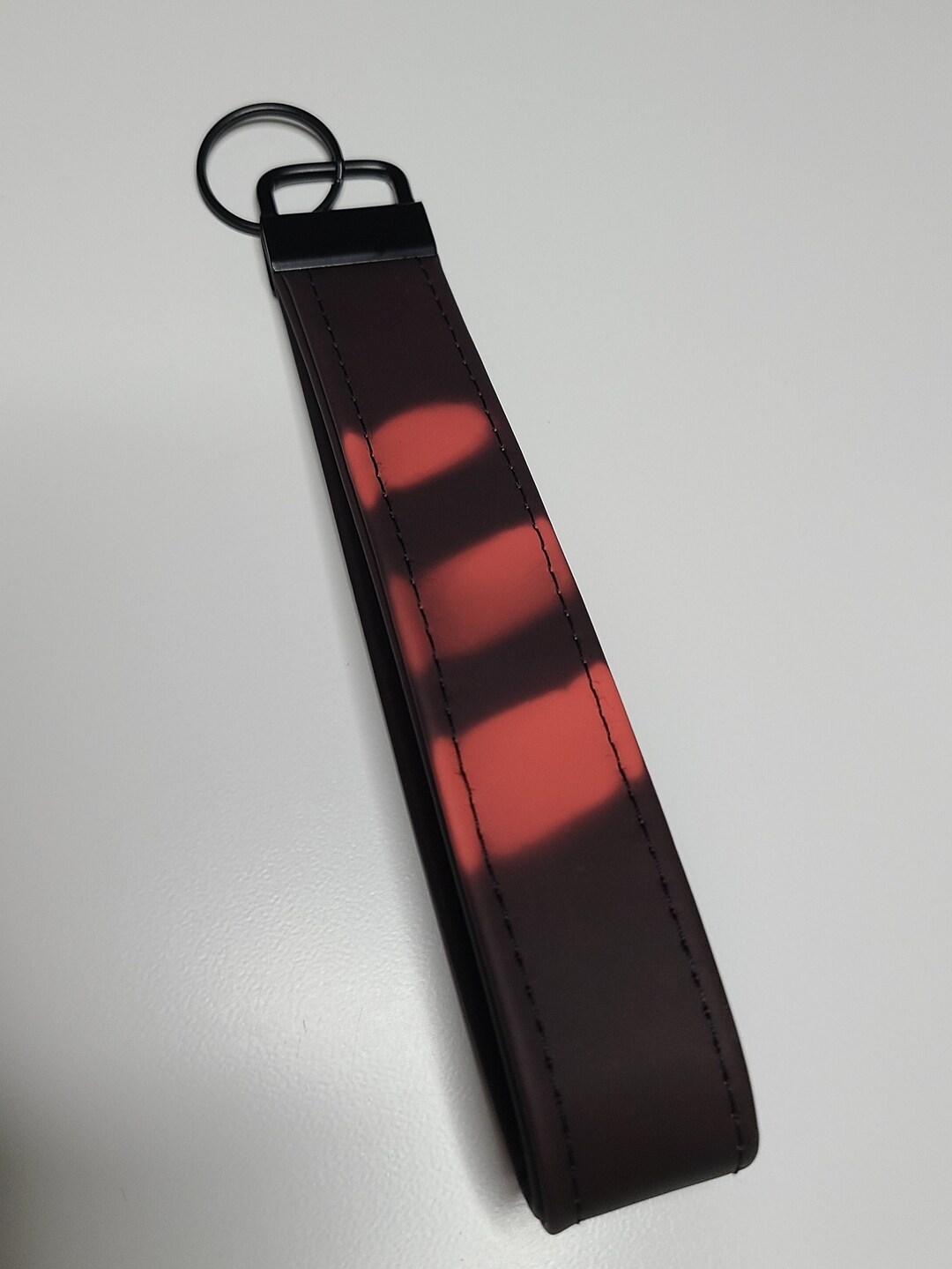 Heat Activated Key Fob, Black to Red Wrist Strap, Keychain Wristlet ...