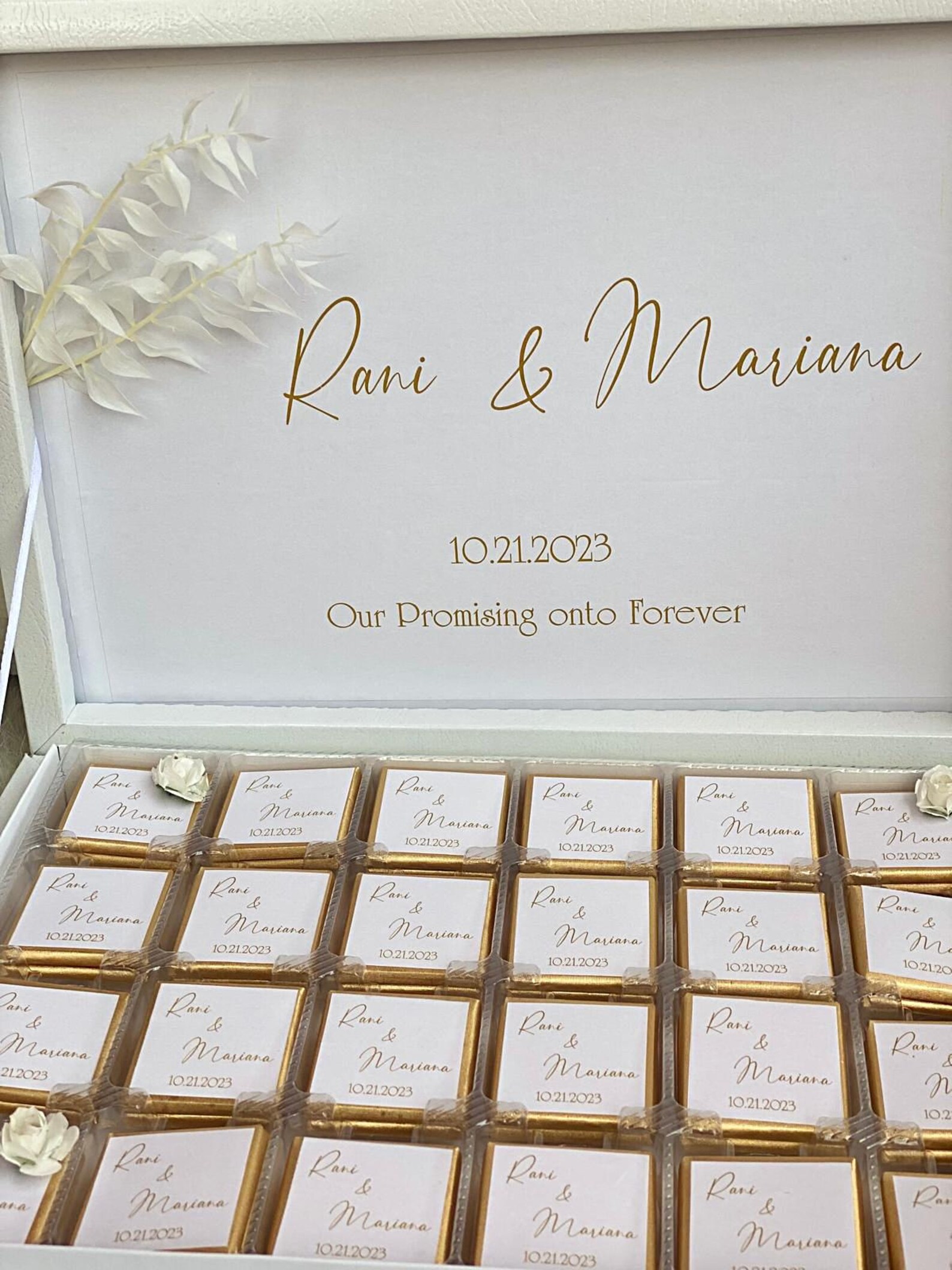 Personalized Wedding Favor Chocolate: Luxury Engagement Chocolate Box ...