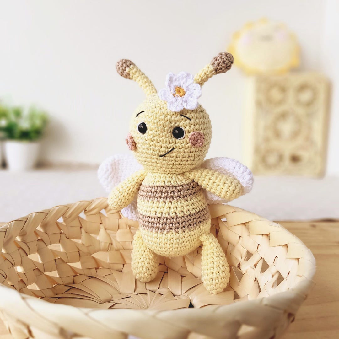 Organic Bee Plush, Eco-friendly Spring Nursery Decor, Handmade ...