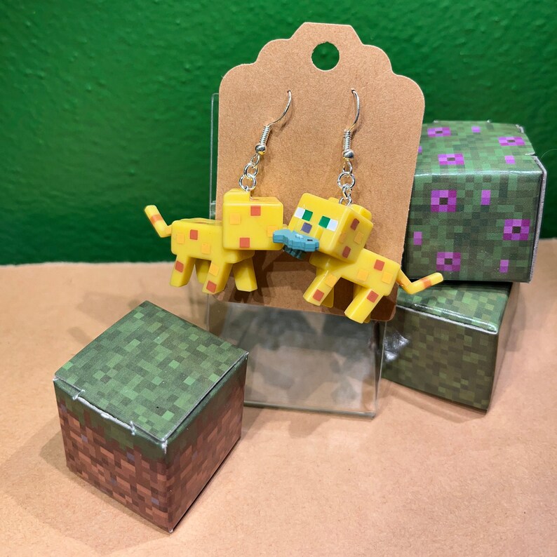 Minecraft Earrings - Etsy