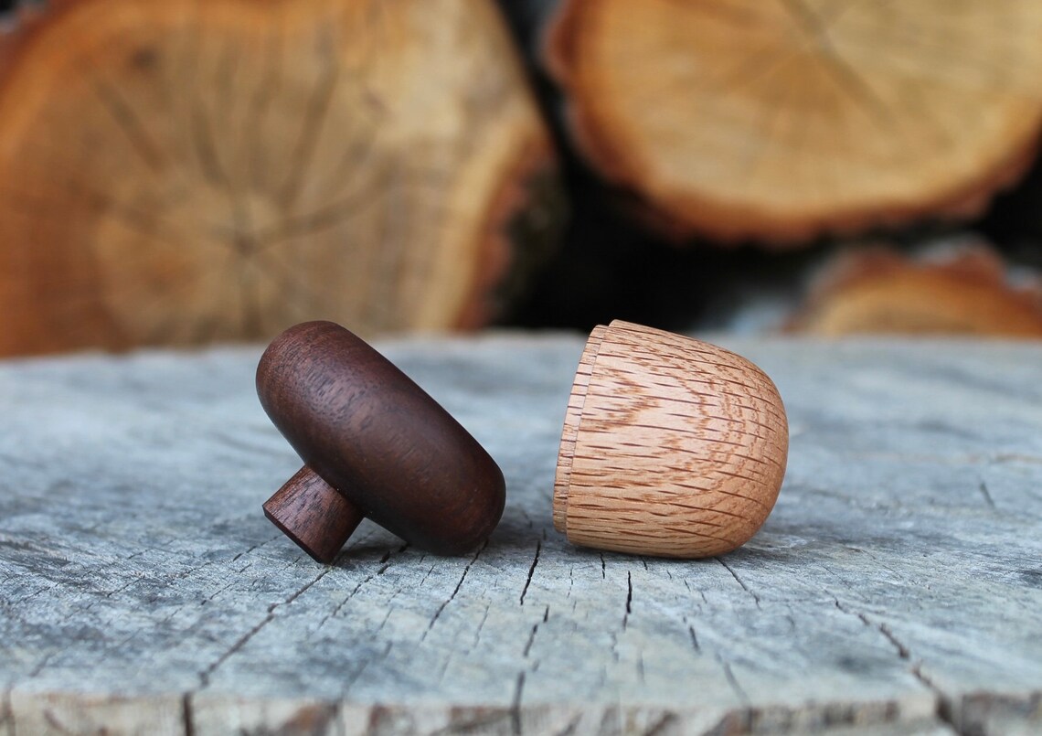 Walnut and Red Oak Acorn Box | Etsy