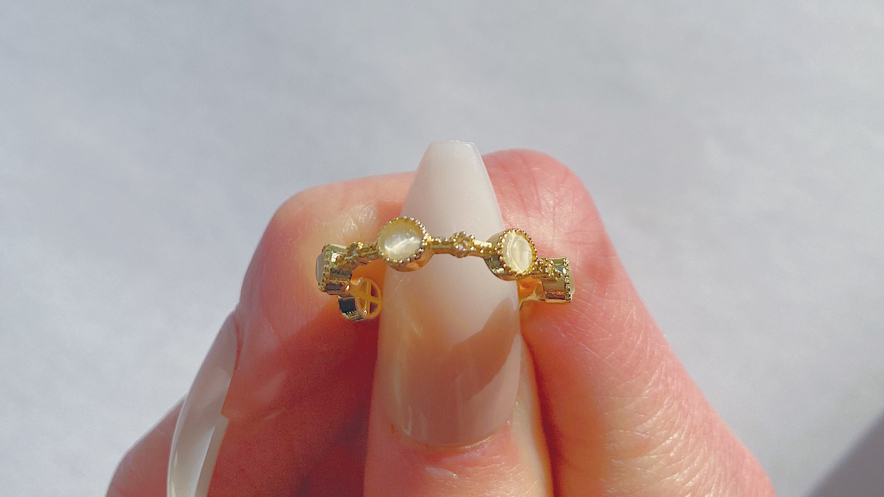 Old Money Ring Vintage Gold Ring for Women Crystal Circles | Etsy