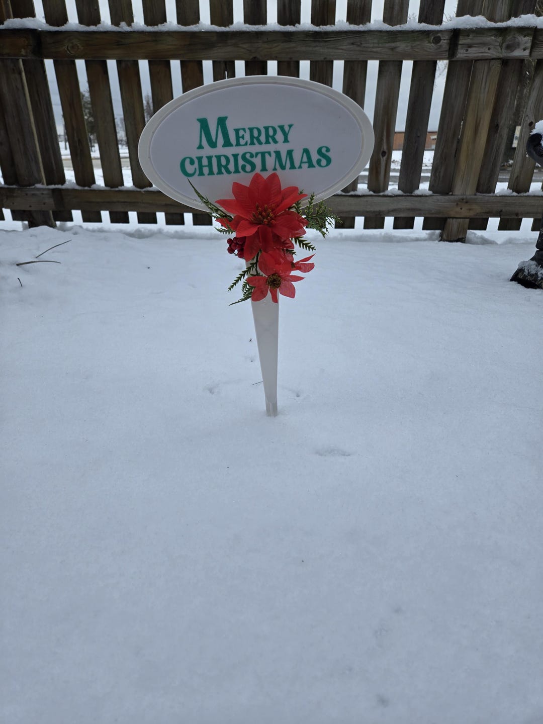 Merry Christmas Cemetery Flower Decoration in Loving Memory Oval ...