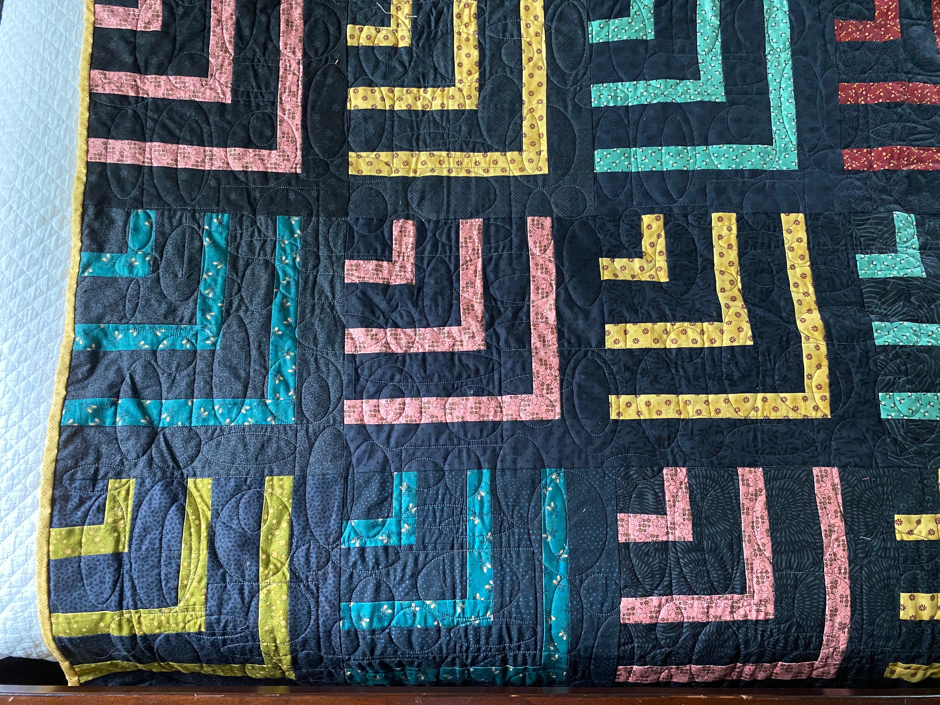 Ebony & Onyx Patchwork Quilt, Throw Size - Etsy