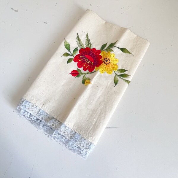 Embroidered Table Overlay - Etsy