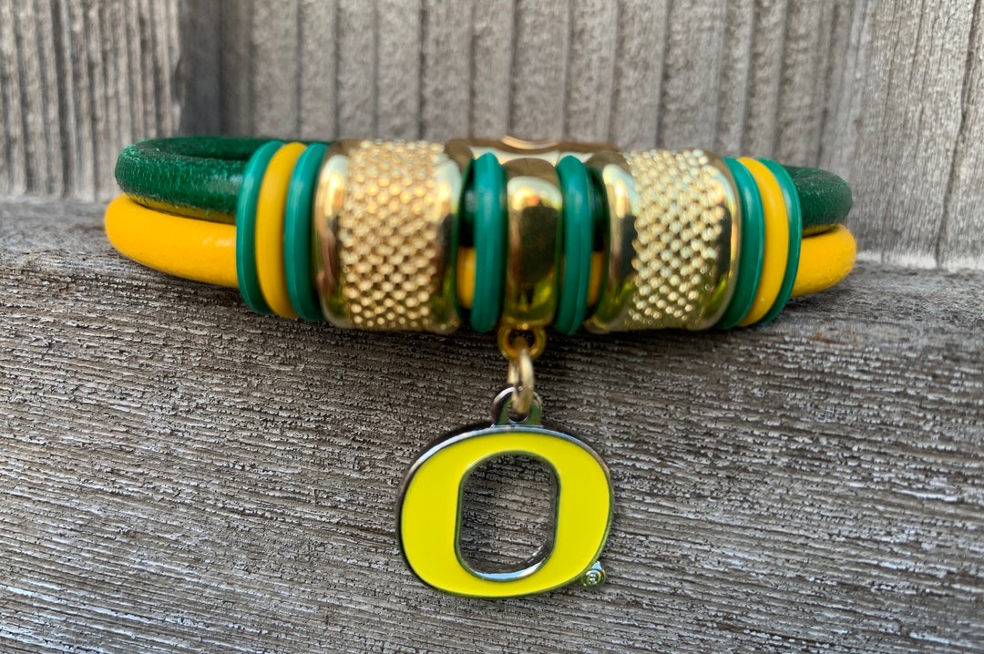 Oregon Ducks Leather Bracelet: Green & Yellow With Gold Charm - Etsy