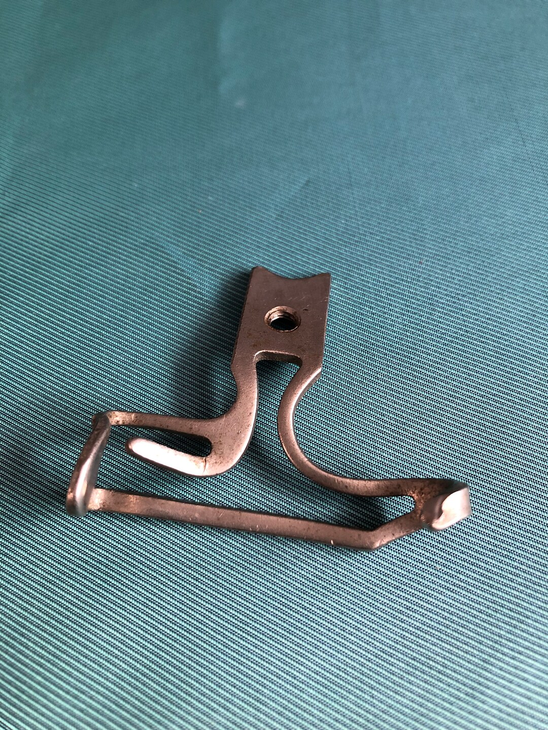 Singer Sewing Machine 28K Bullet Shuttle Bobbin Carrier - Etsy