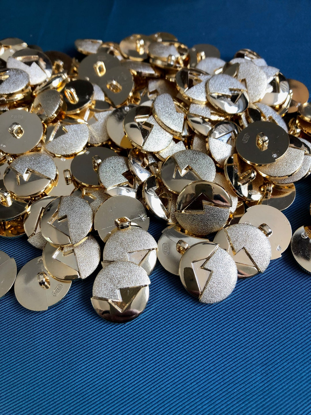Buttons, Vintage Gold Coloured Fashion Buttons - Etsy