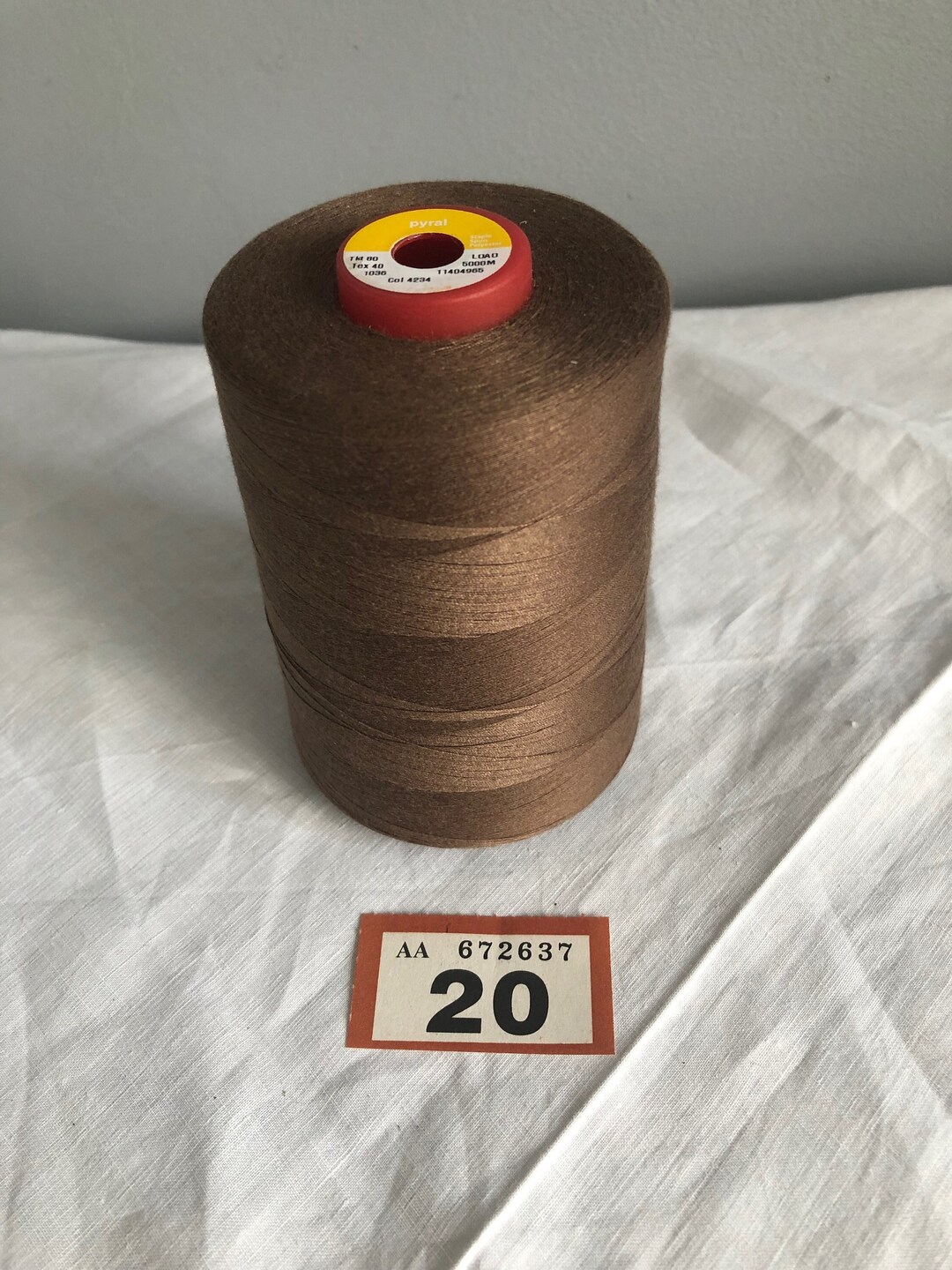 Overlocker Thread Vintage Medium Brown Sewing Thread - Etsy