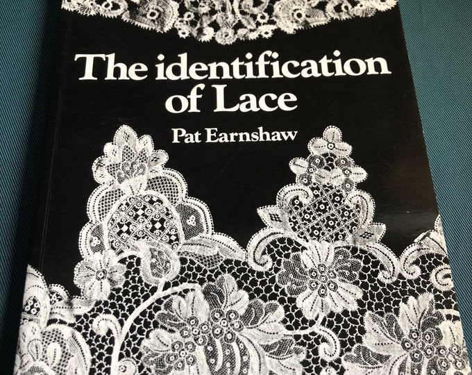 The Identification of Lace by Pat Earnshaw - Etsy