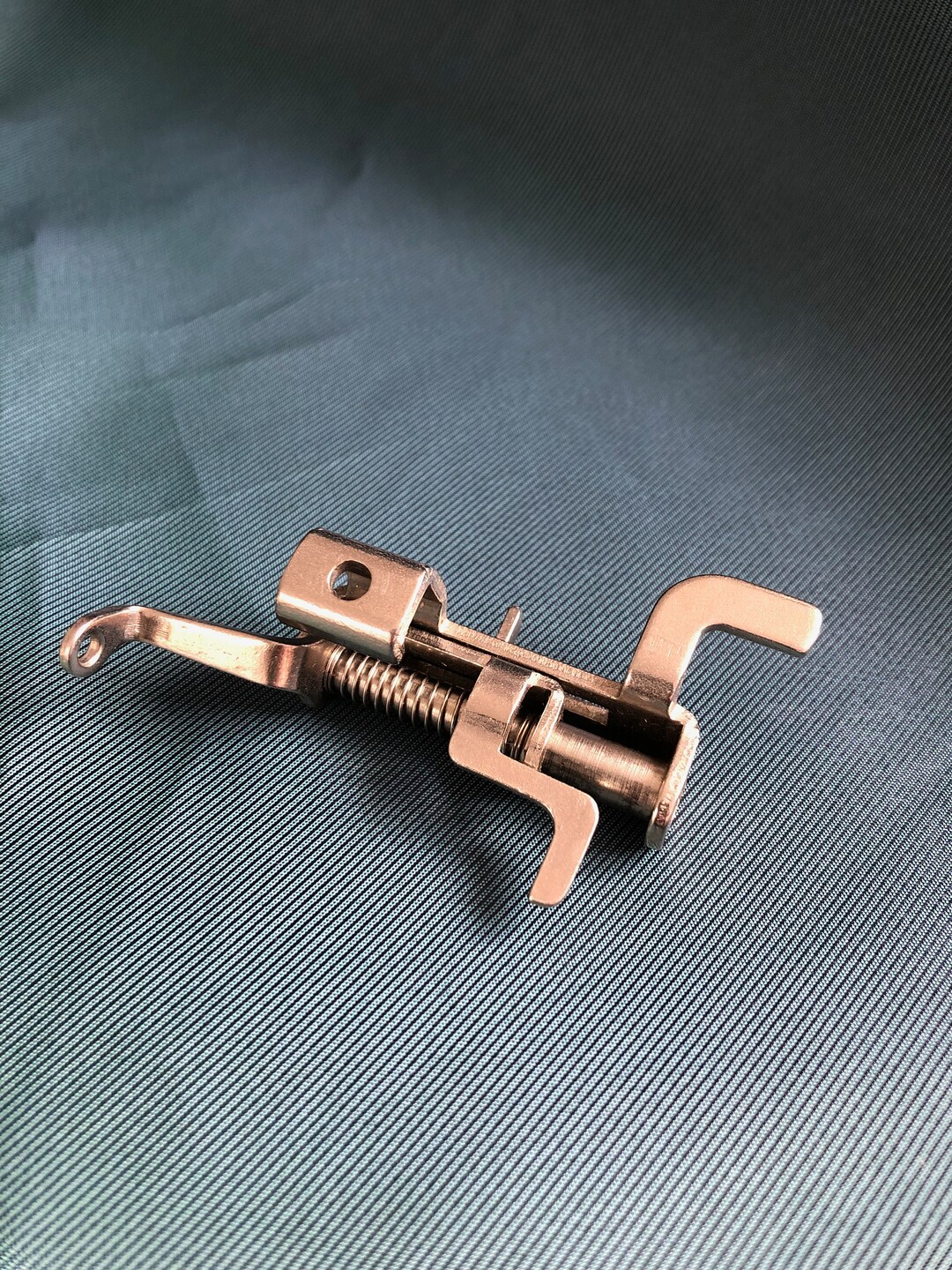 Singer Simanco 171071 Spring Darning Embroidery Foot for Singer ...