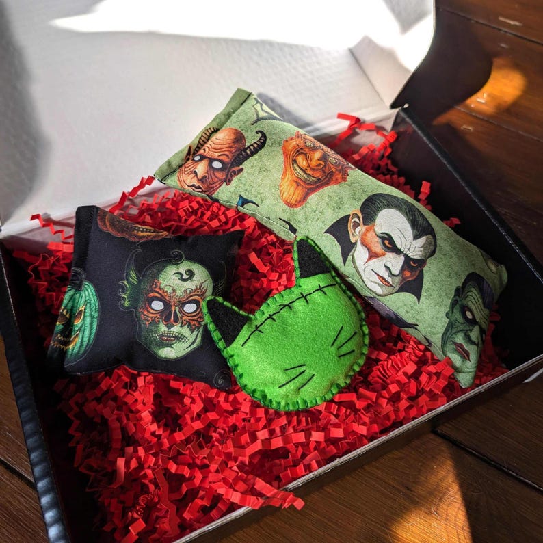 Creepy Monster Catnip Cat Toy Gift Box, Gothic, Green Present Idea for ...