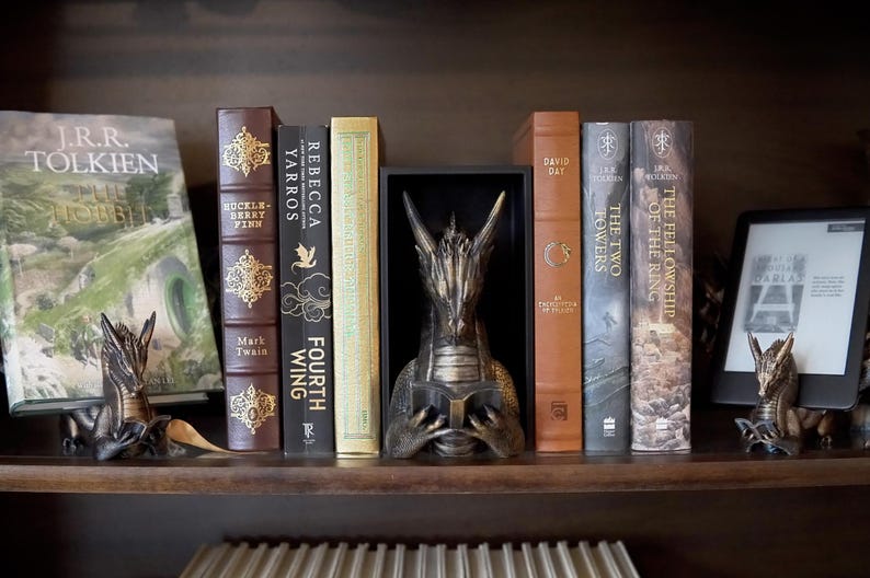The Reading Dragon Book Nook DIGITAL FILE- STL and .3mf - Etsy