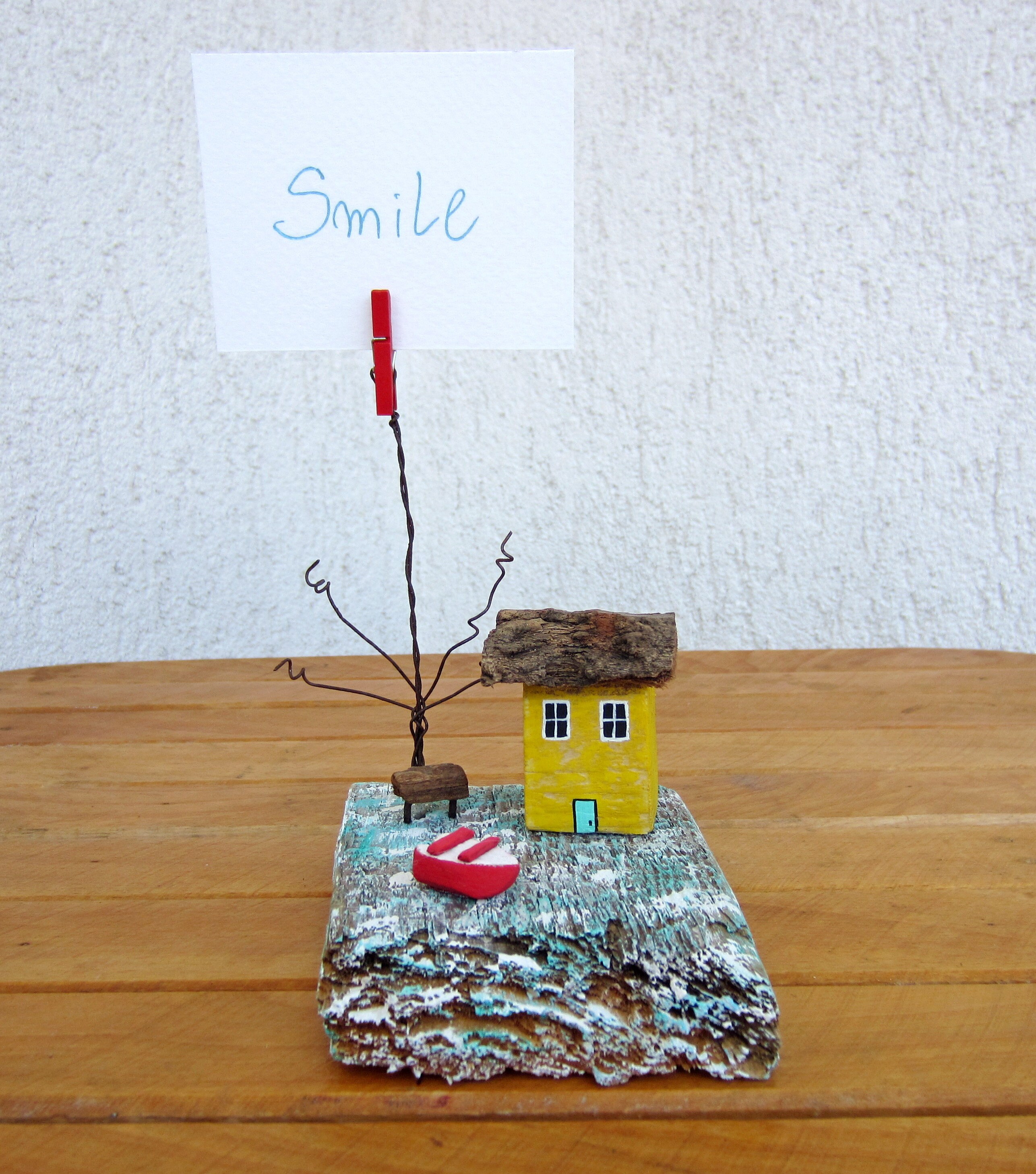 Note Holder With A Small House, Photo Holder With Red Boat, Wire Note ...