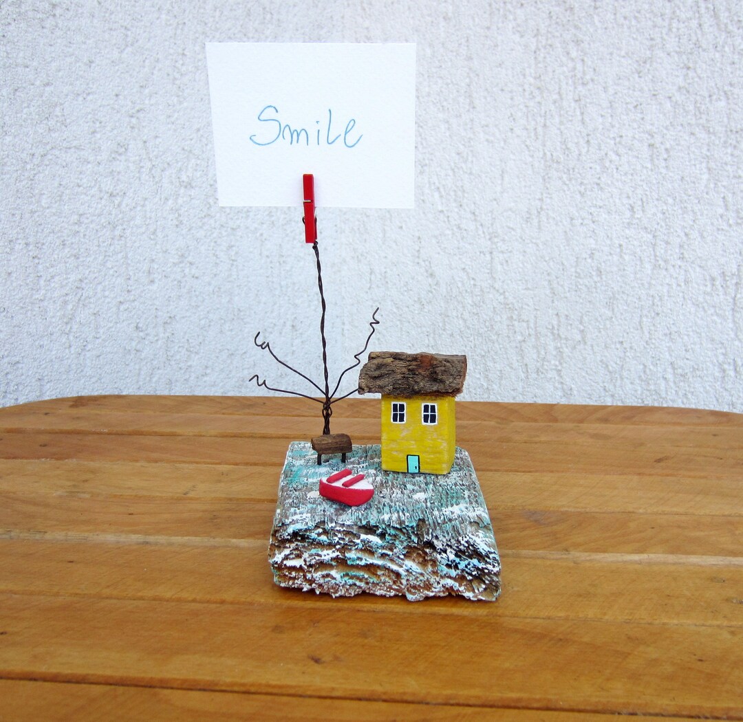 Note Holder With A Small House, Photo Holder With Red Boat, Wire Note ...